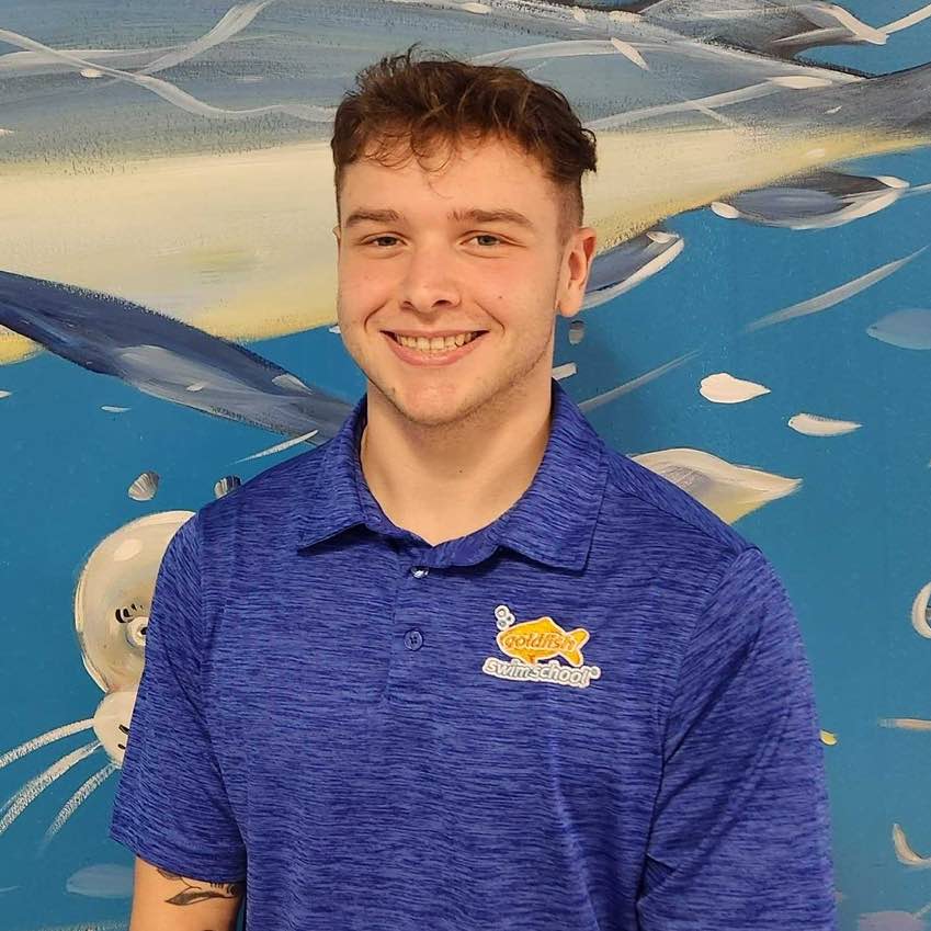 Swim Lessons in Alexandria, VA | Goldfish Swim School